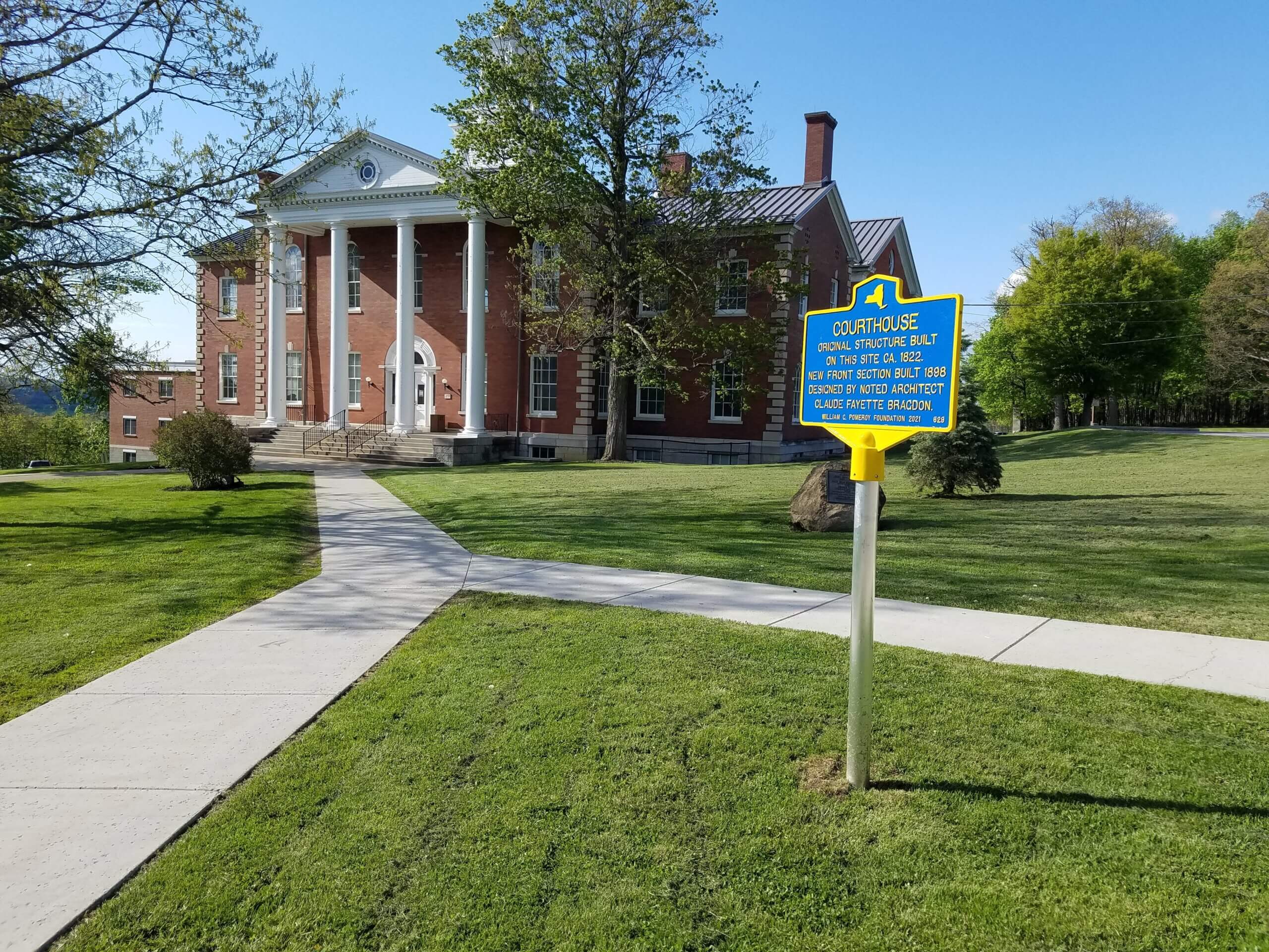 COURTHOUSE | William G. Pomeroy Foundation